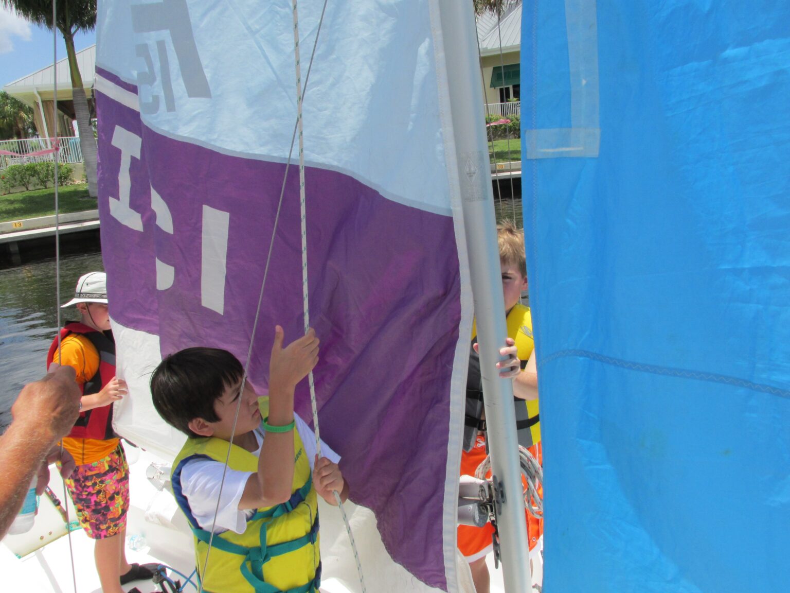 How To Sail With Kids - Your Dreams, Our Waves!